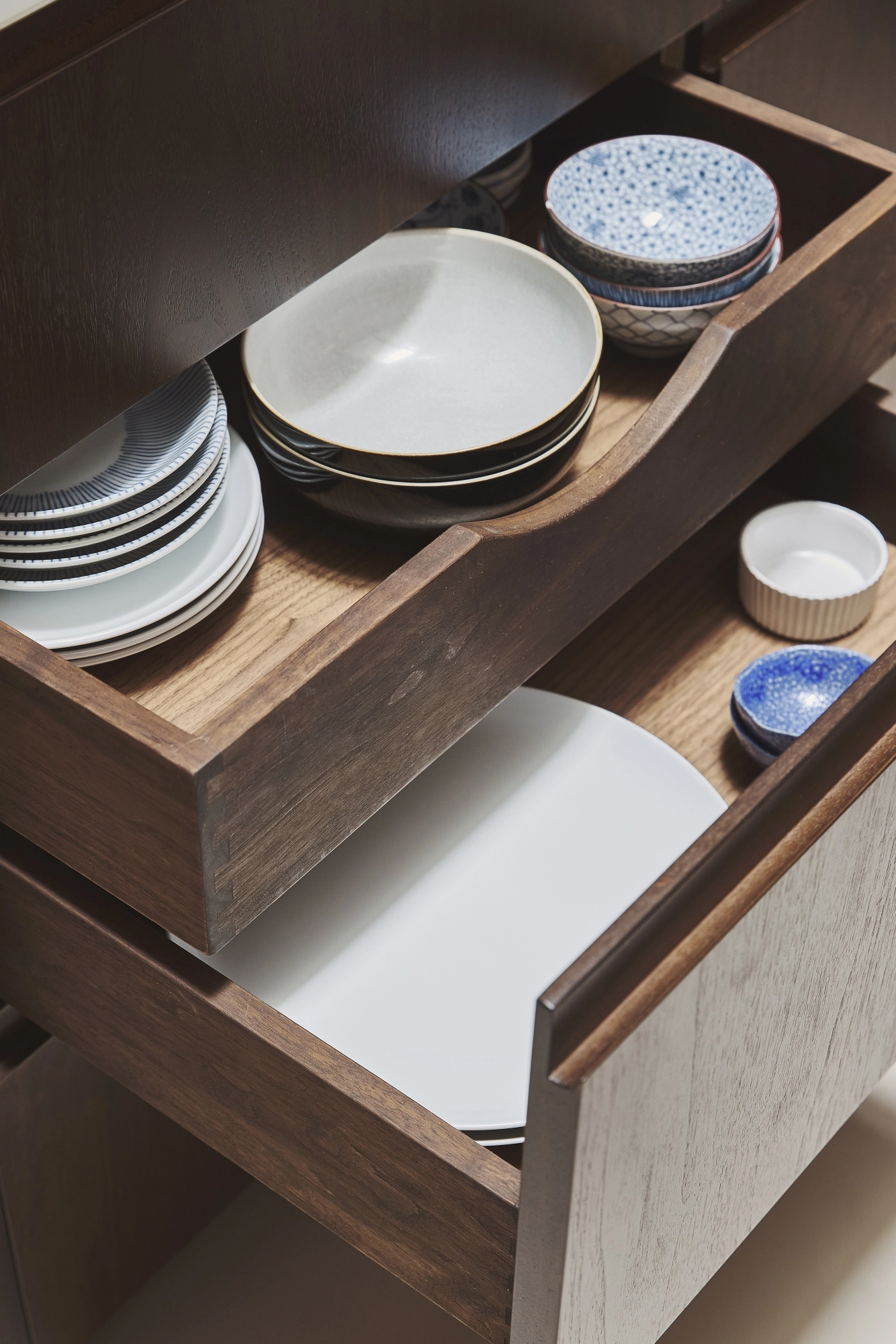 Shoreditch Kitchen - Minimalist design, honest materials